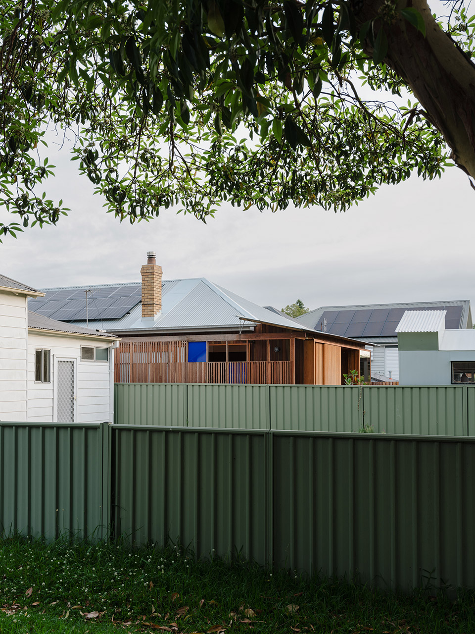 Aru House by Curious Practice - 谷德设计网