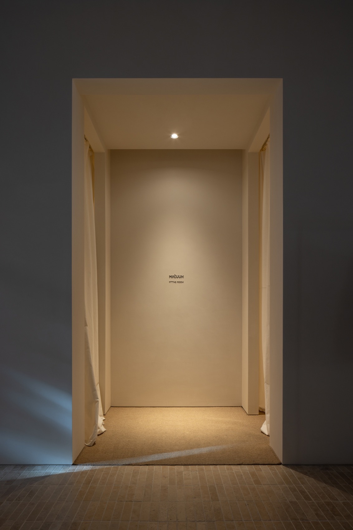 MIICUUH Brand Collection Store by Unknown design - 谷德设计网