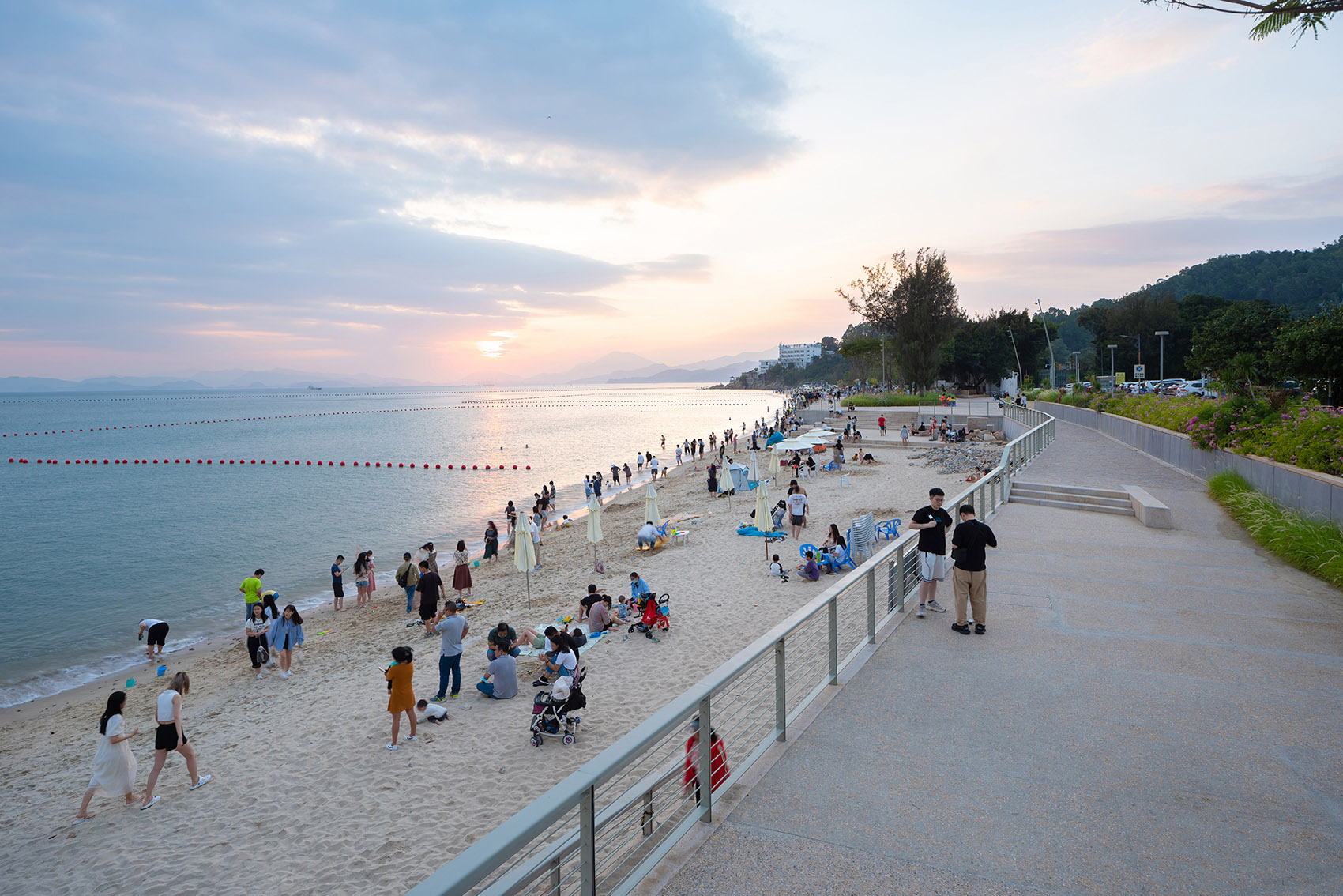 East Sea Dike Renovation Project (Phase III), Guanhu East Section by ...