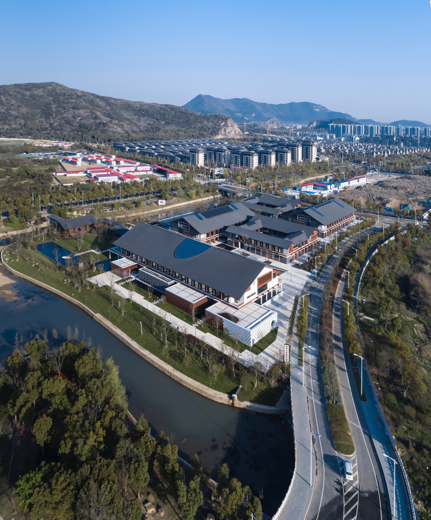 Exhibition Center of Suzhou Life and 9-Town Design Studio for Urban ...
