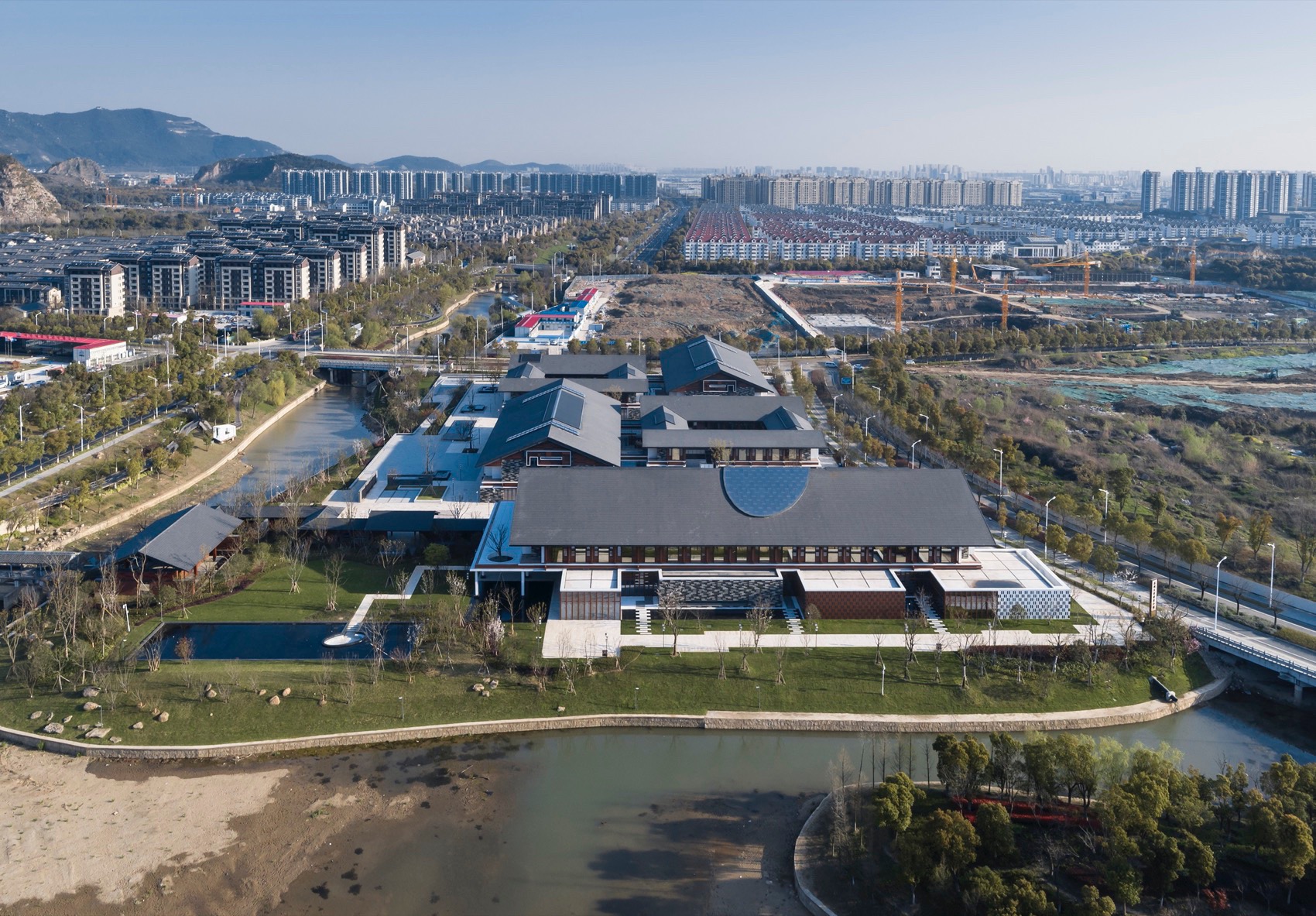 Exhibition Center of Suzhou Life and 9-Town Design Studio for Urban ...