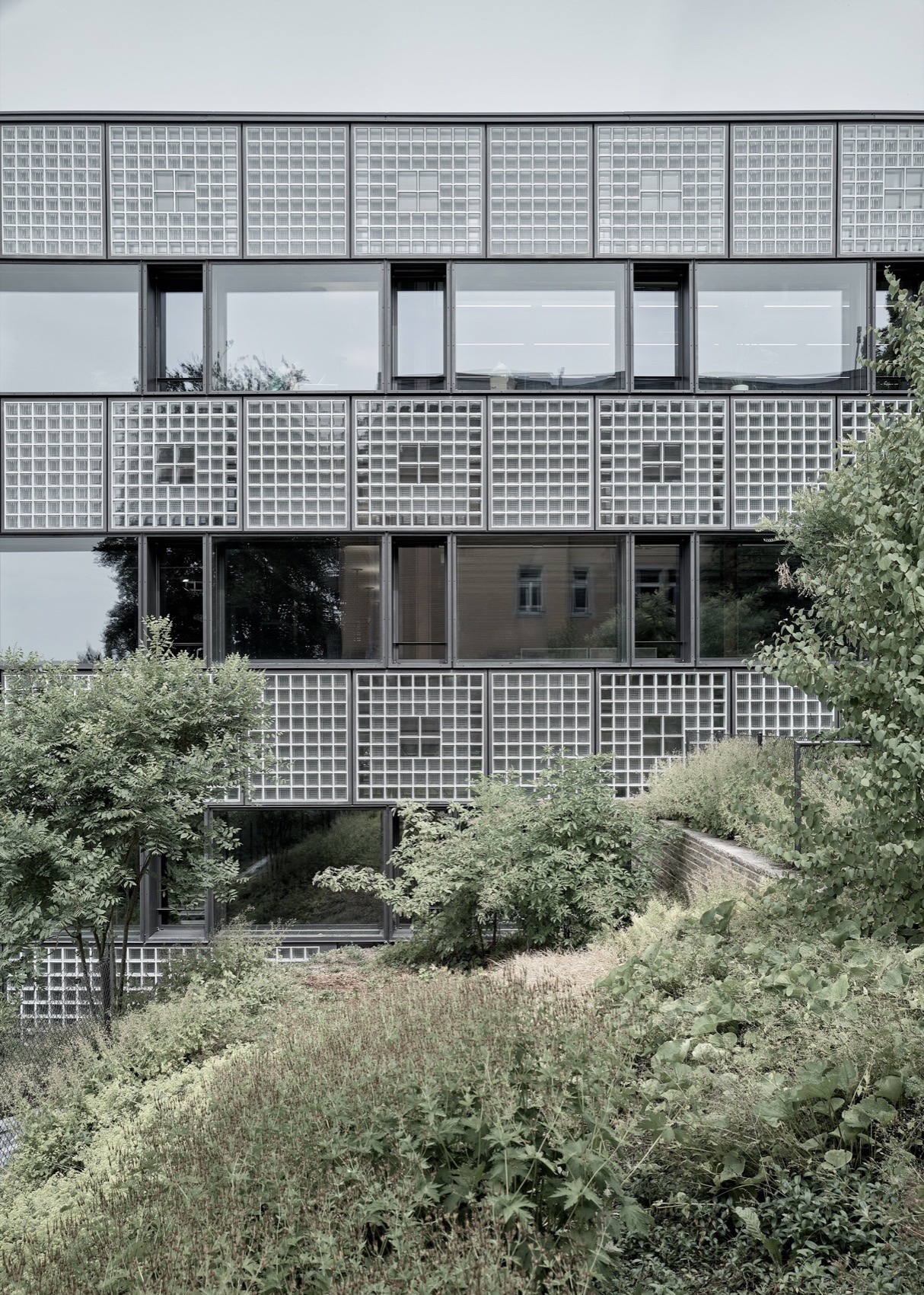 GLC Research Building, ETH Zurich by Boltshauser Architekten - 谷德设计网