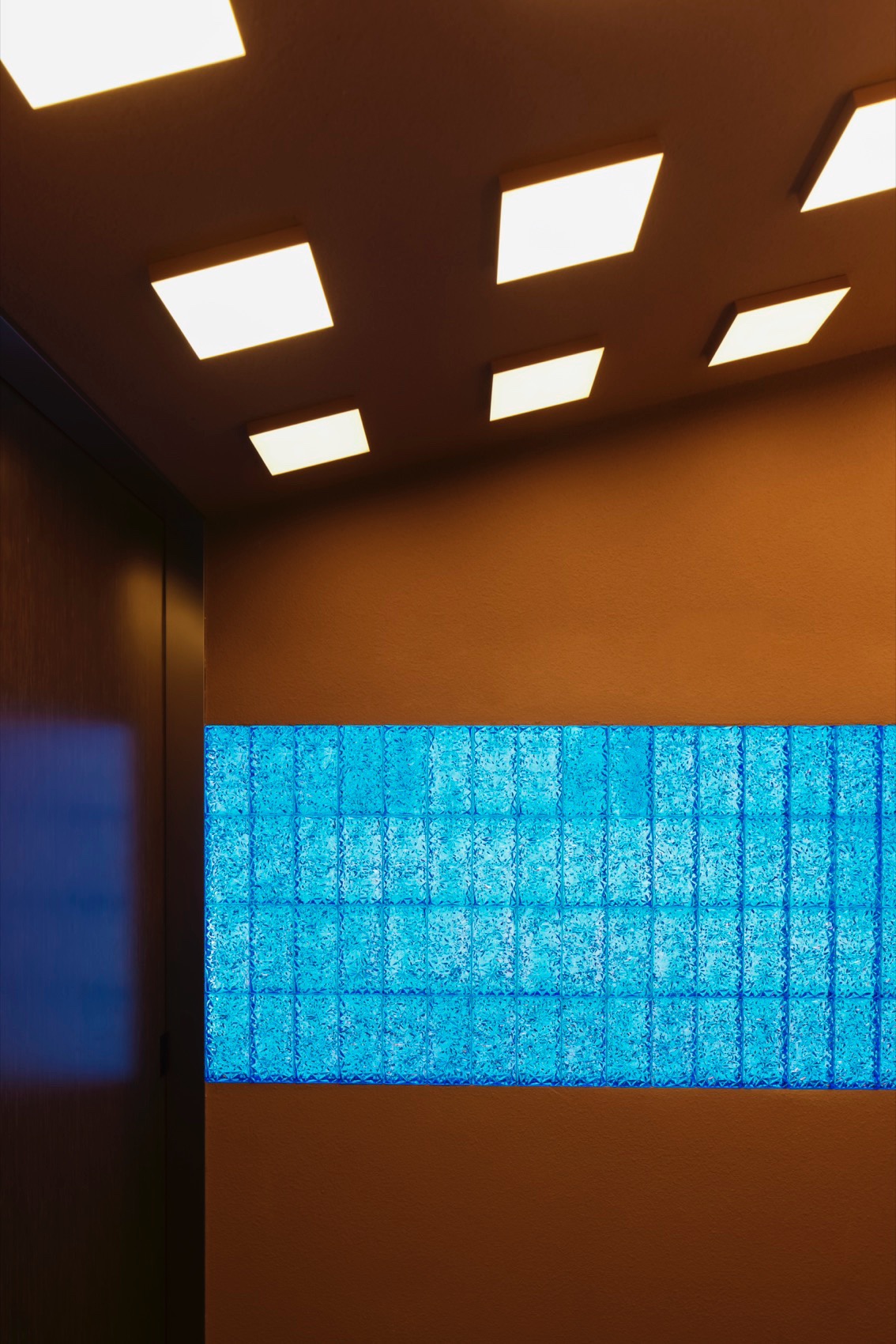 Origami Bar by Tens Atelier - 谷德设计网