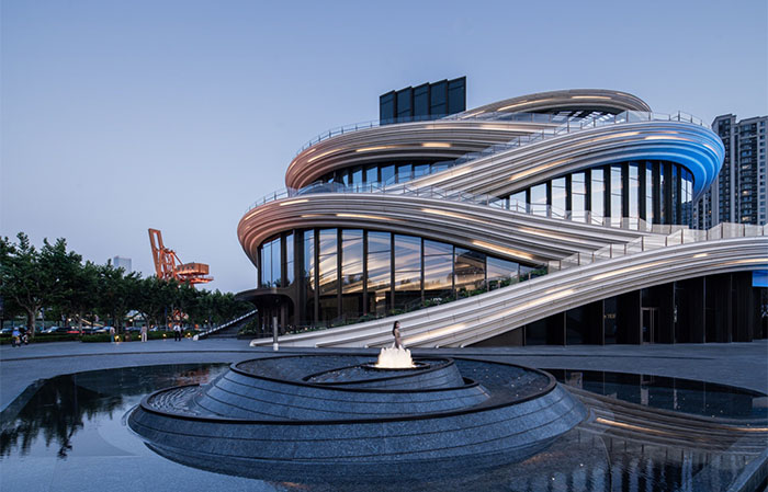 West Bund Orbit Landscape design by THLA - 谷德设计网