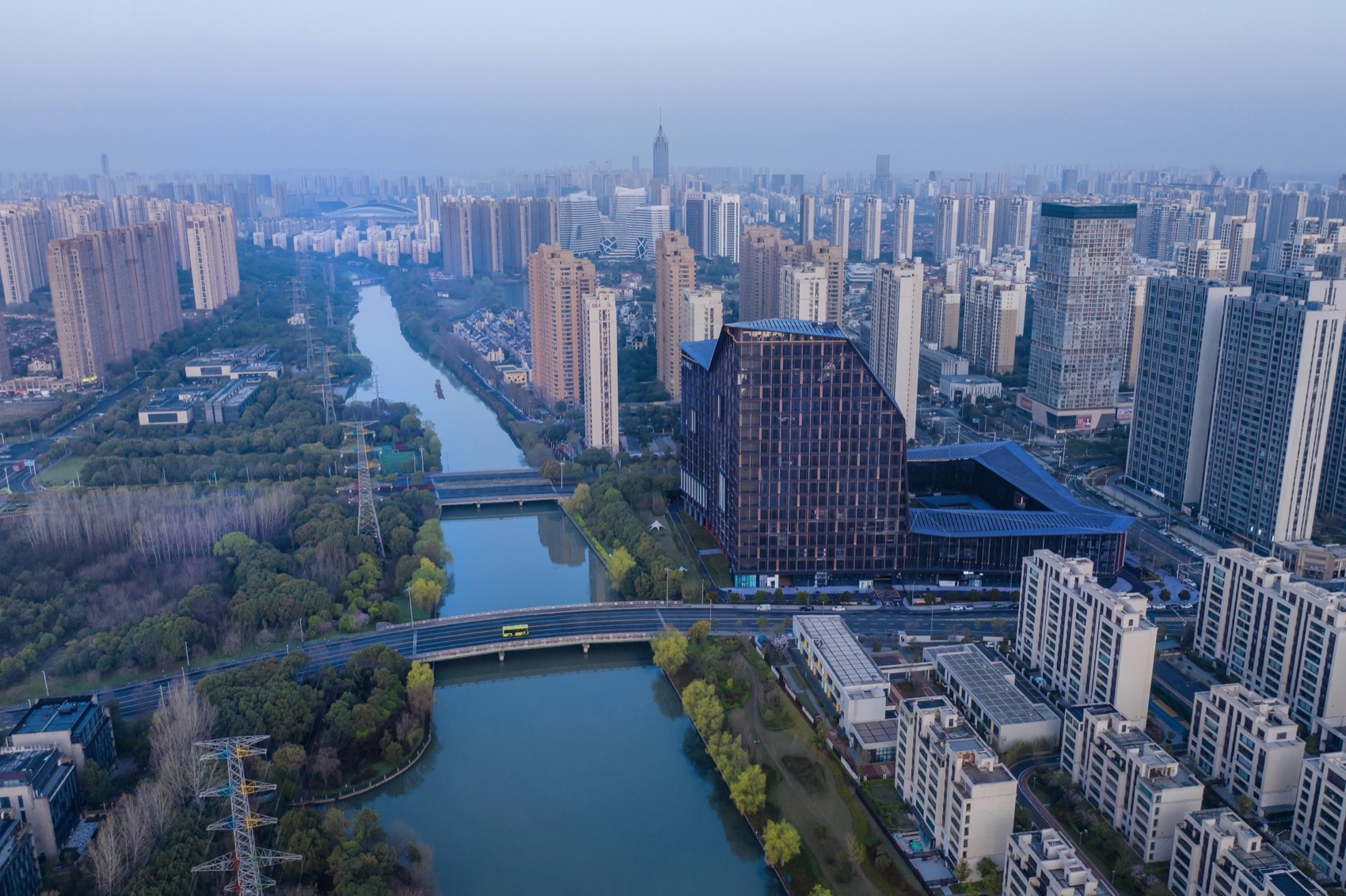 Changzhou Upper View Flats & Market Complex by SHUISHI - 谷德设计网