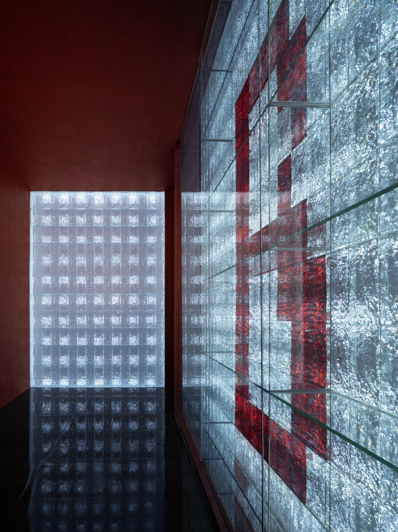 Beer & Glass Bar by Time Corner Space Design - 谷德设计网