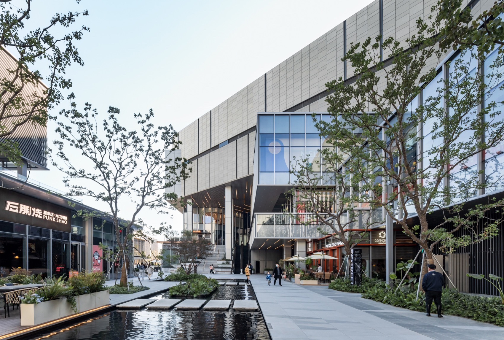 Hangzhou Chengbei MixC by 10 Design - 谷德设计网