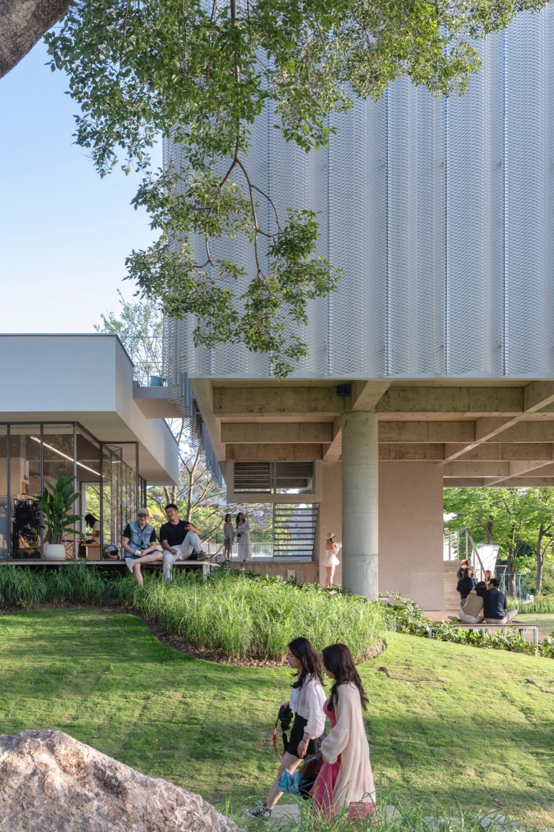 Luxe Lakes CPI SIGHT Art Center, China by VARI Design - 谷德设计网