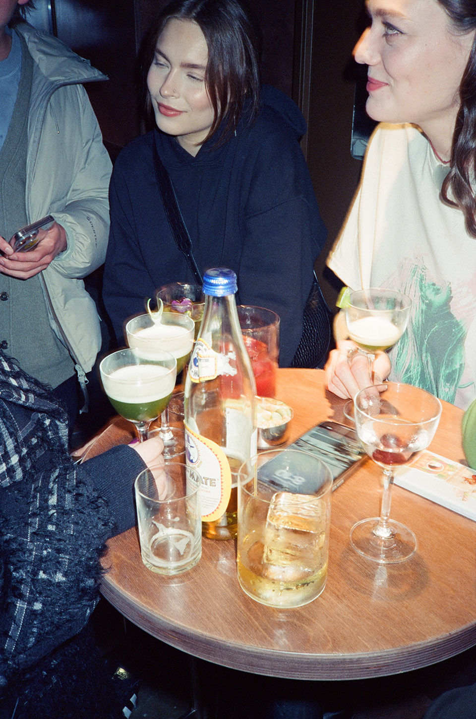 Bursa bar by Mirzoyan Studio - 谷德设计网