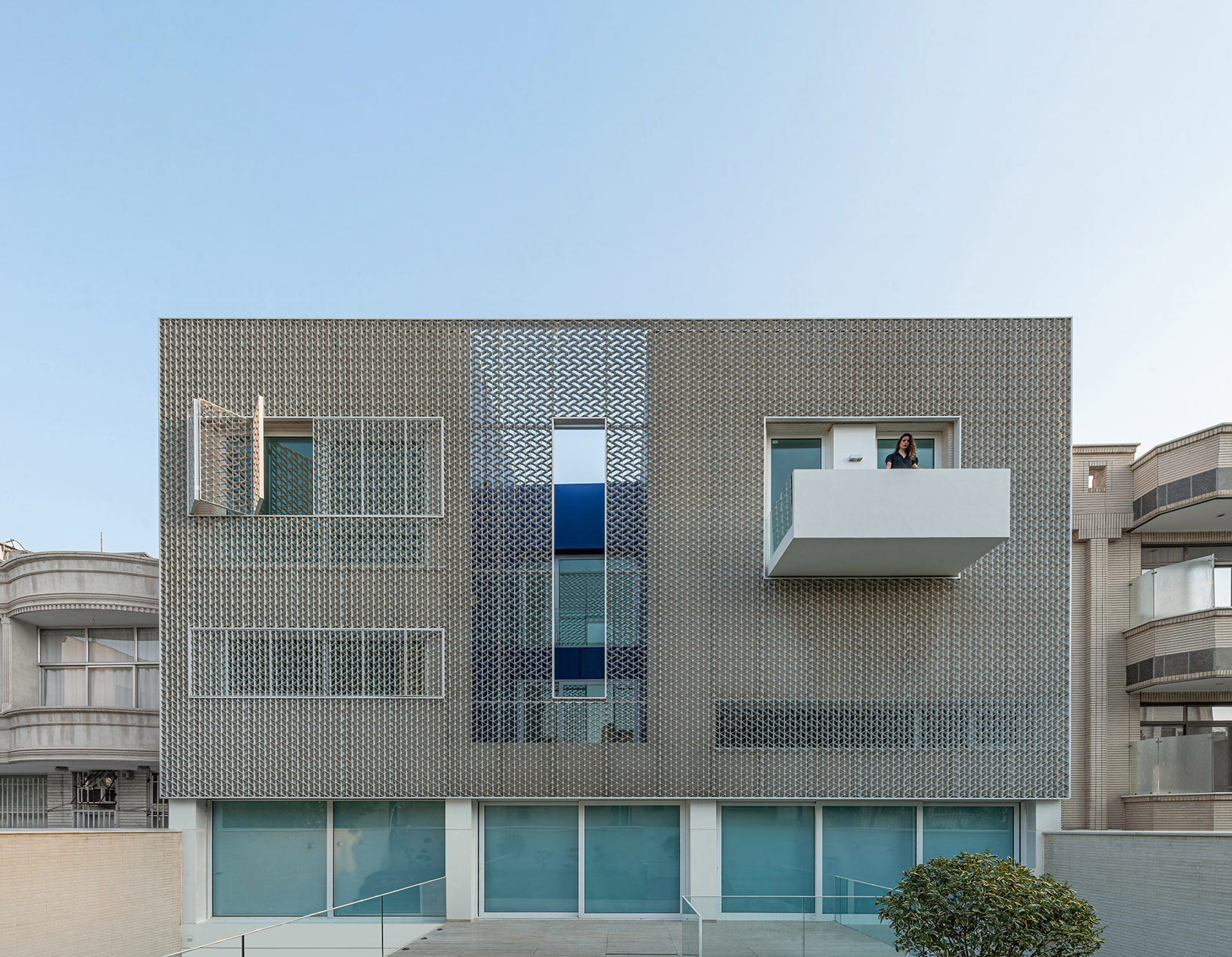 The Paakat Residence by Rooydaad Architects - 谷德设计网