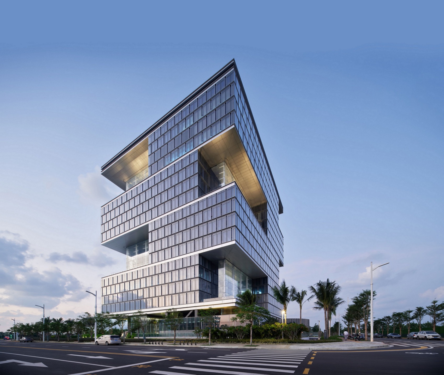 Hainan Energy Trading Building by KRIS YAO - 谷德设计网