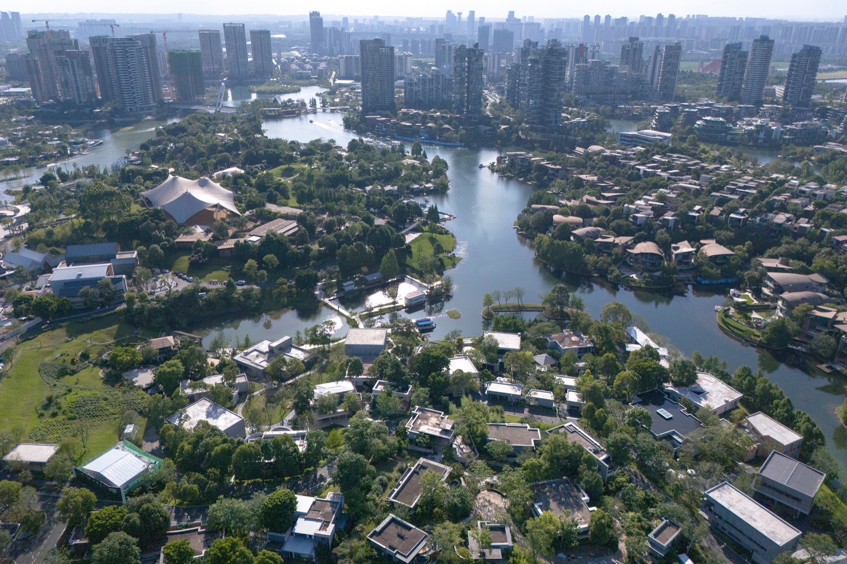 The Luxe Lakes CPI Island Commercial Renewal by VARI Design - 谷德设计网