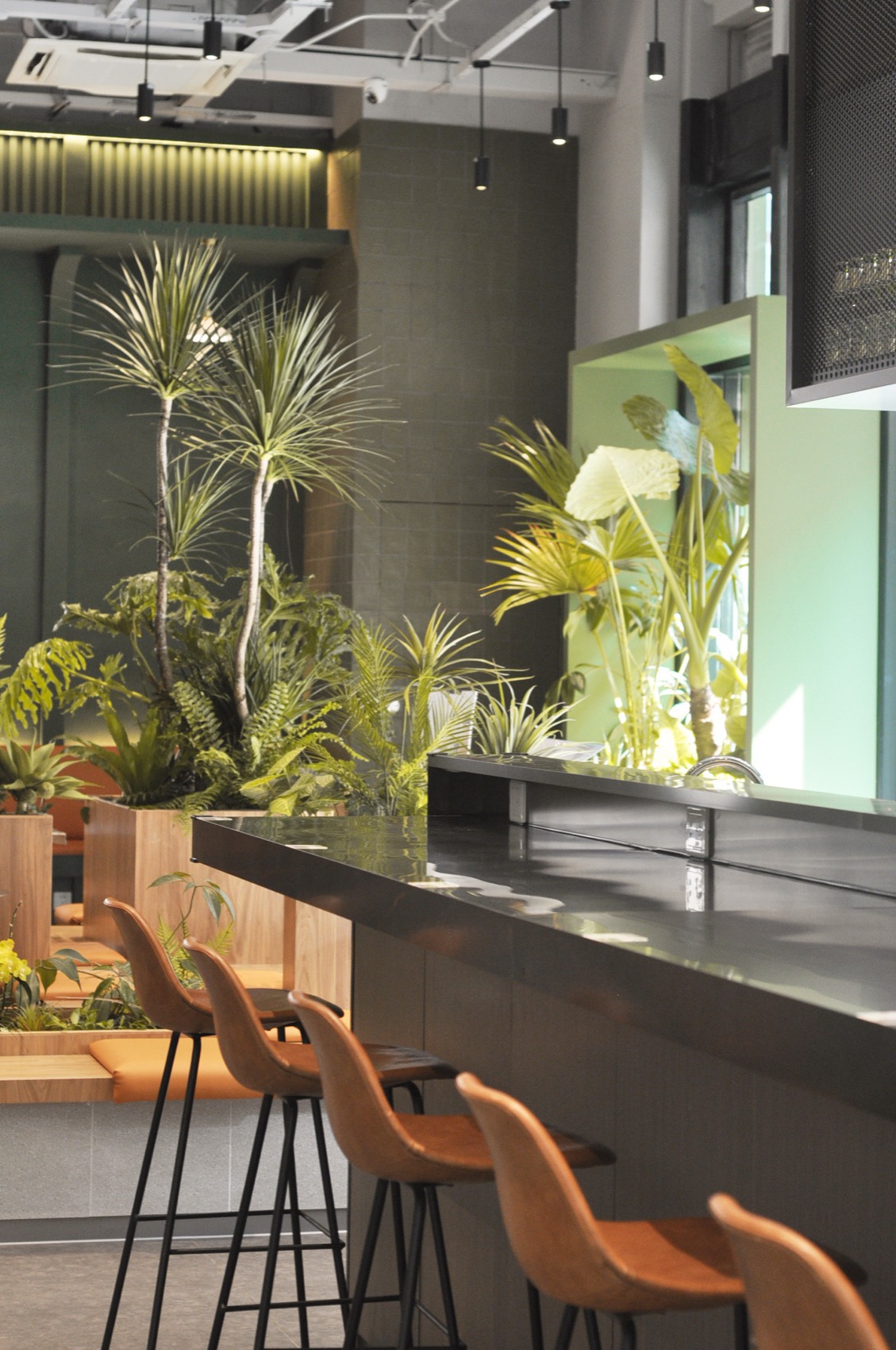 Fun-hey Thai Restaurant by Lingwai Studio - 谷德设计网