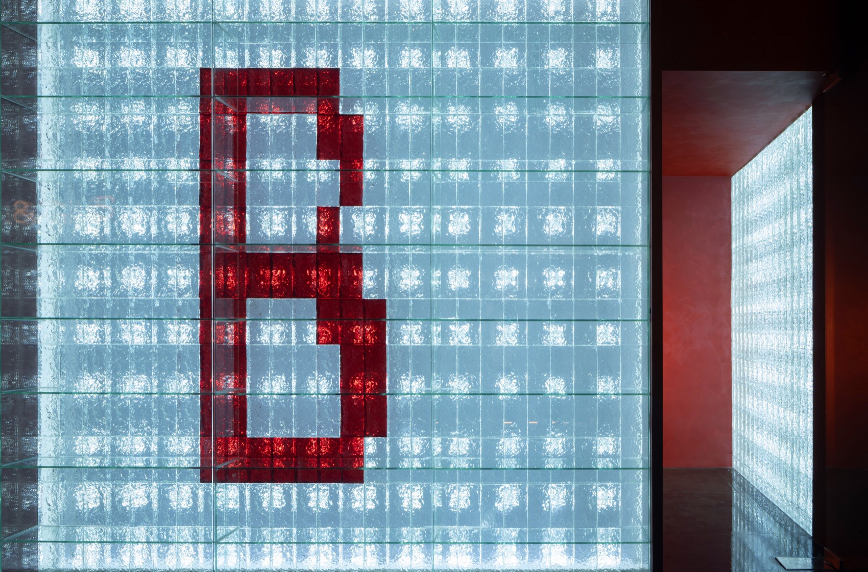 Beer & Glass Bar by Time Corner Space Design - 谷德设计网