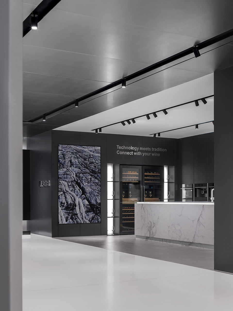 Hisense Headquarters Exhibition Hall by MOC DESIGN OFFICE - 谷德设计网