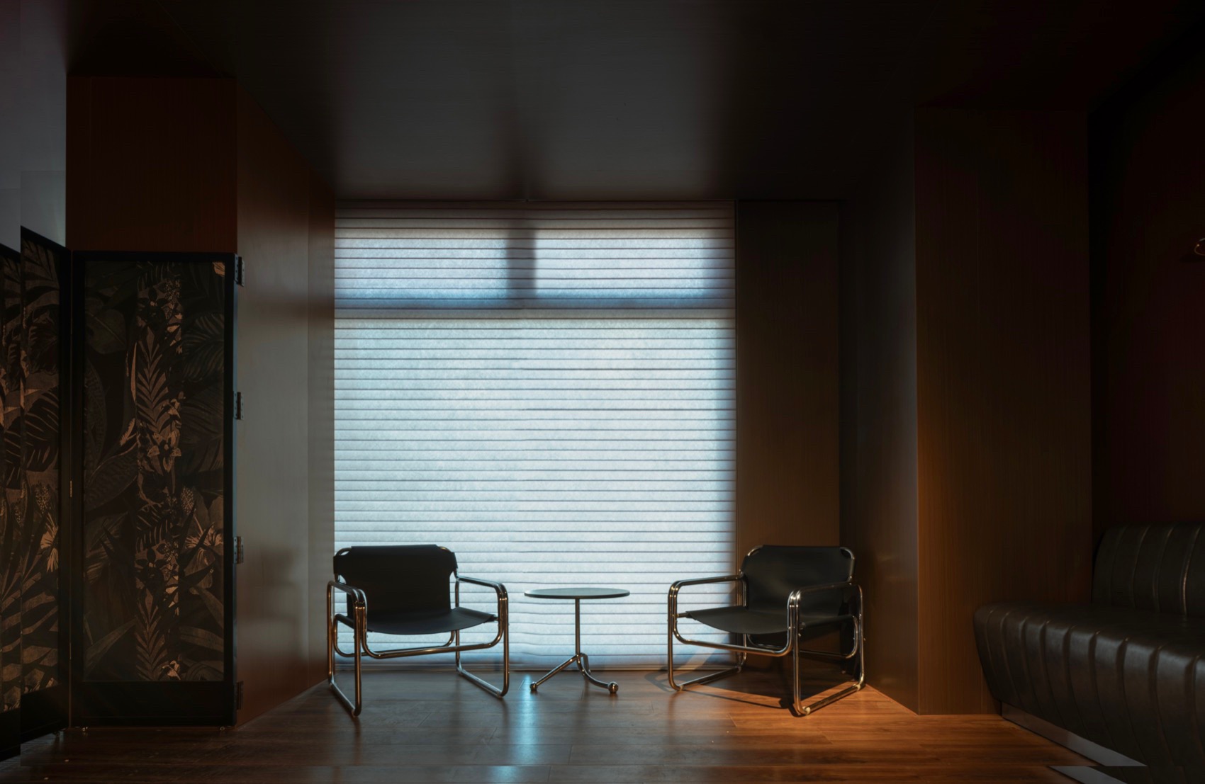 Beer & Glass Bar by Time Corner Space Design - 谷德设计网