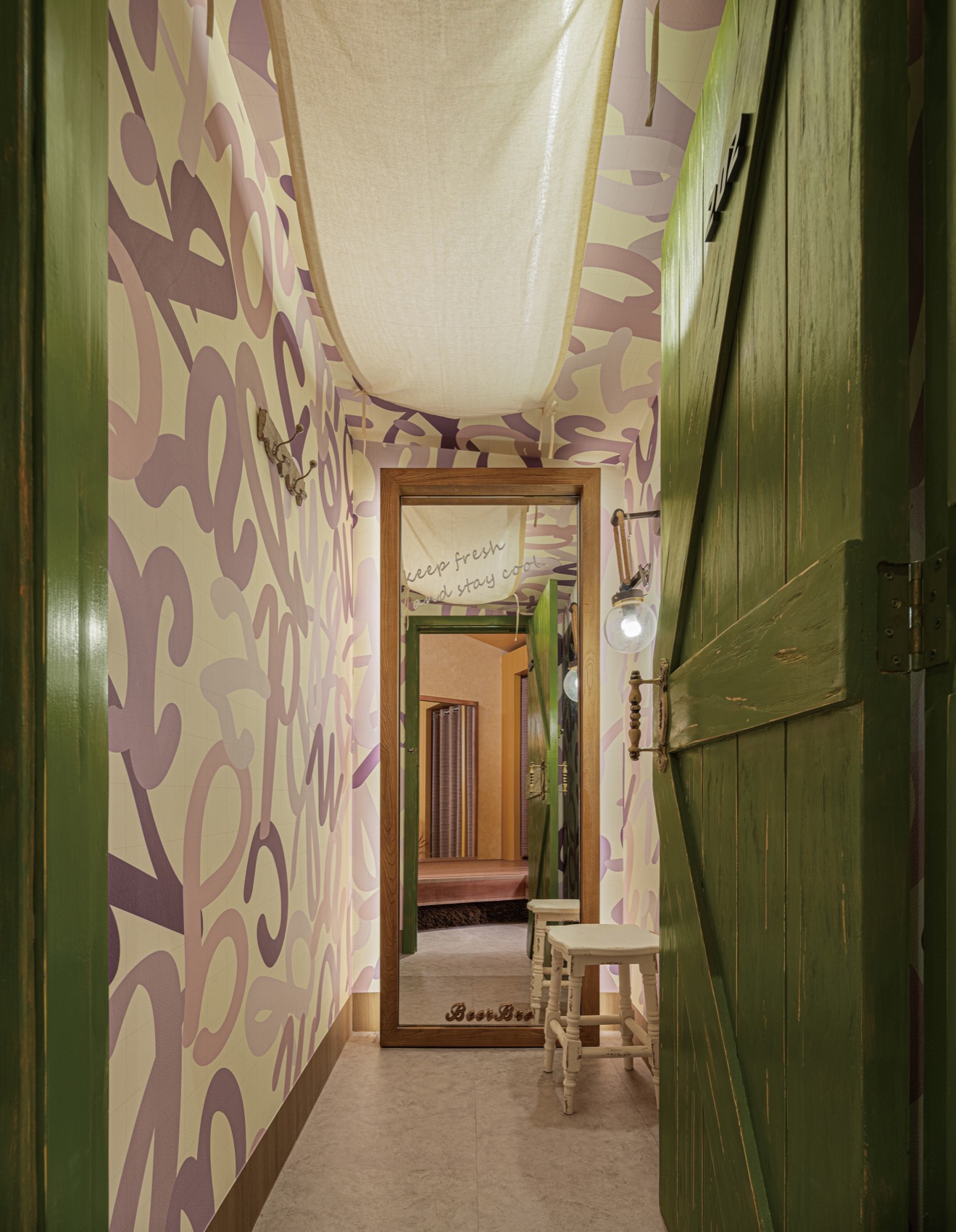 BeerBro Chengdu cosmo Concept Store by hia - 谷德设计网