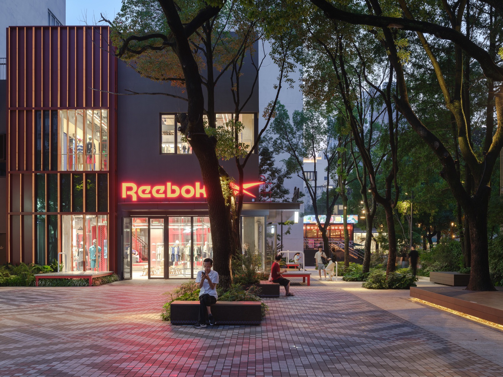 Columbia Circle Phase Ii Architectural Refinement Gray Space Interior And Guide System By Xu 