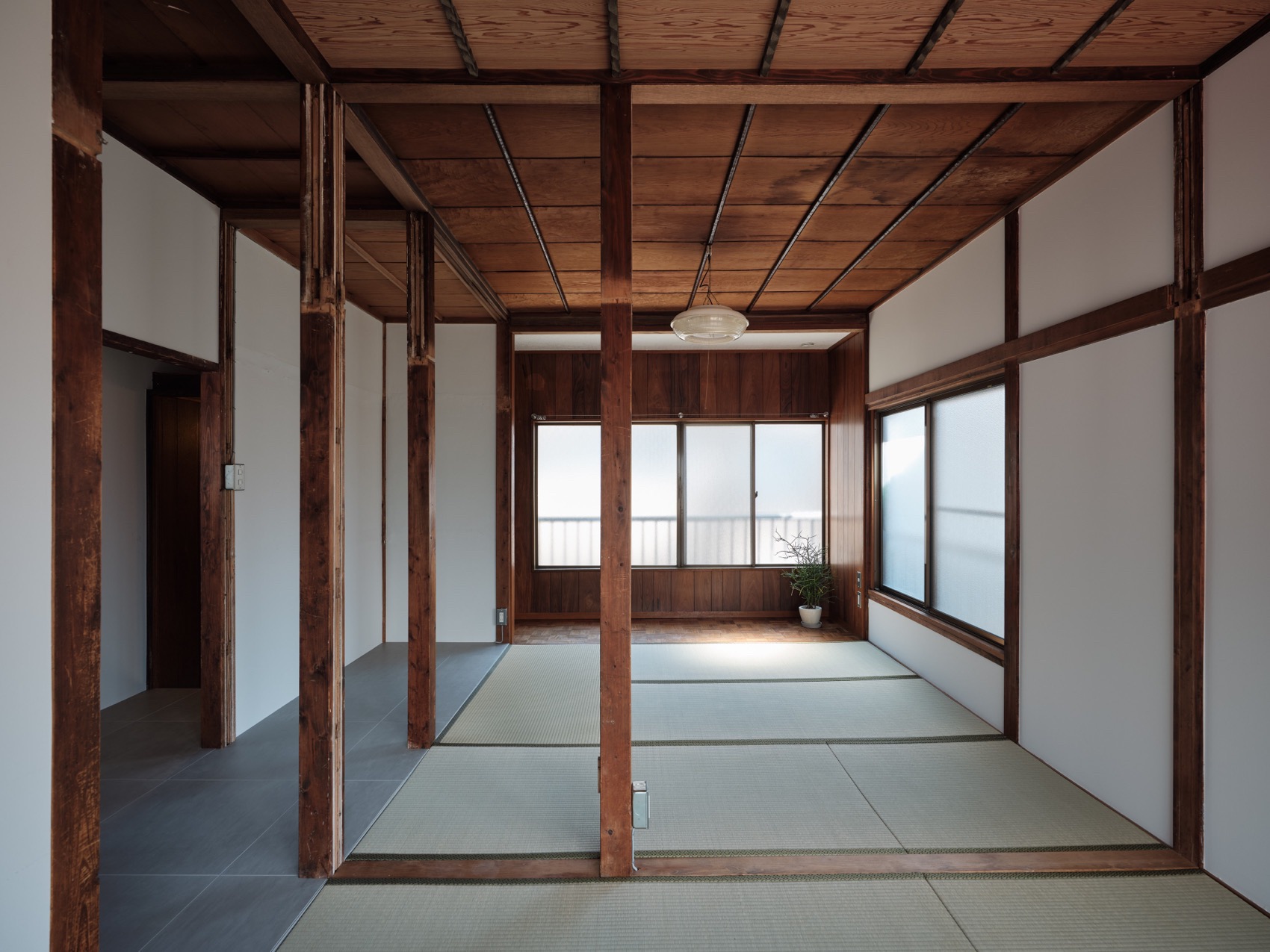 The Ōmori House by Roovice - 谷德设计网