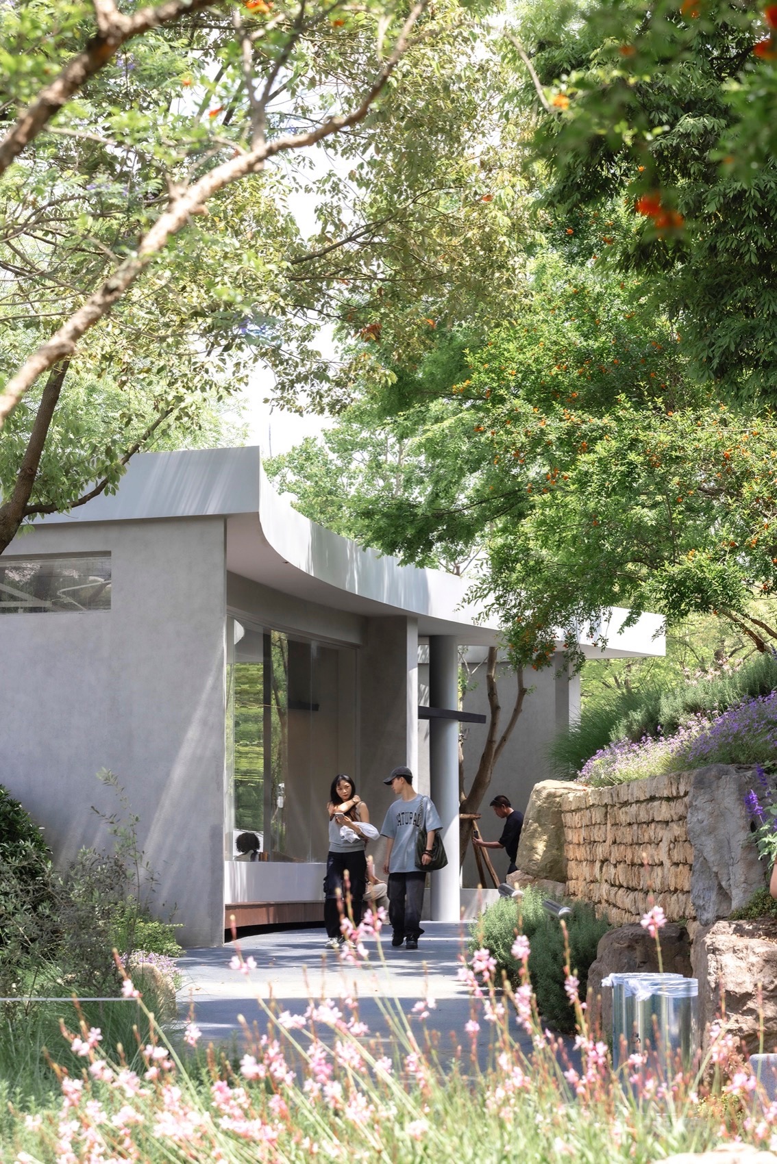 The Luxe Lakes CPI Island Commercial Renewal by VARI Design - 谷德设计网