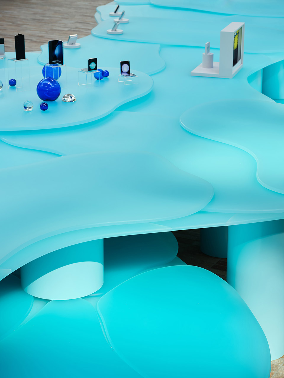 Flip side market by Indiesalon - 谷德设计网