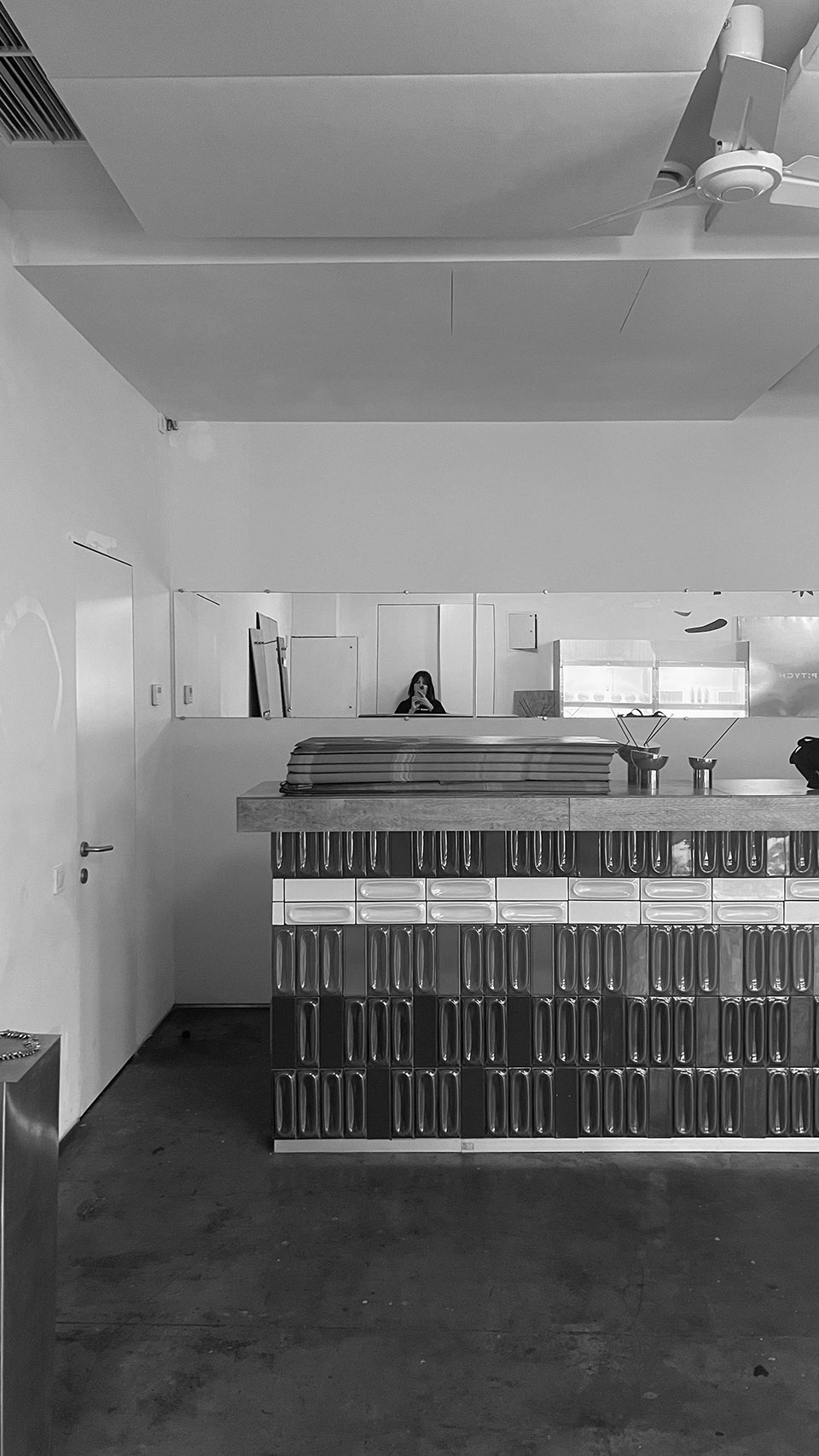 Bursa bar by Mirzoyan Studio - 谷德设计网