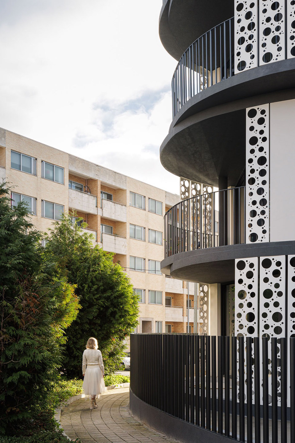 Sense 100 Building by Sandra Micaela Casinha architects - 谷德设计网