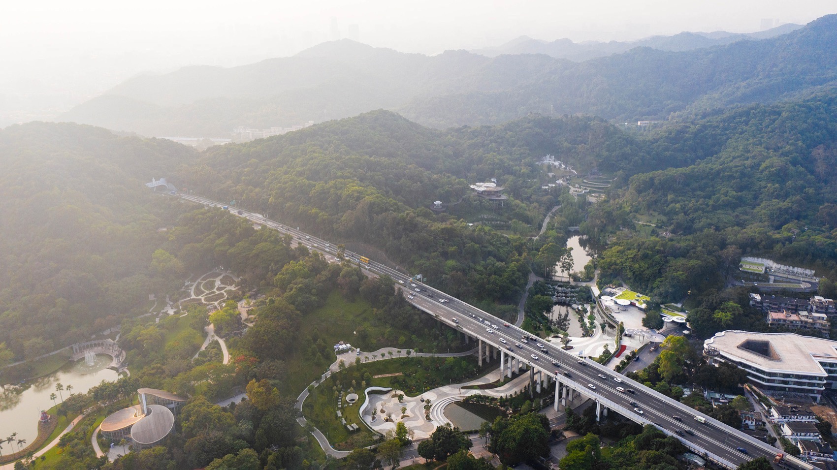 Yunshan Road South Distribution Square of Baiyun Mountain by SCAD - 谷德设计网
