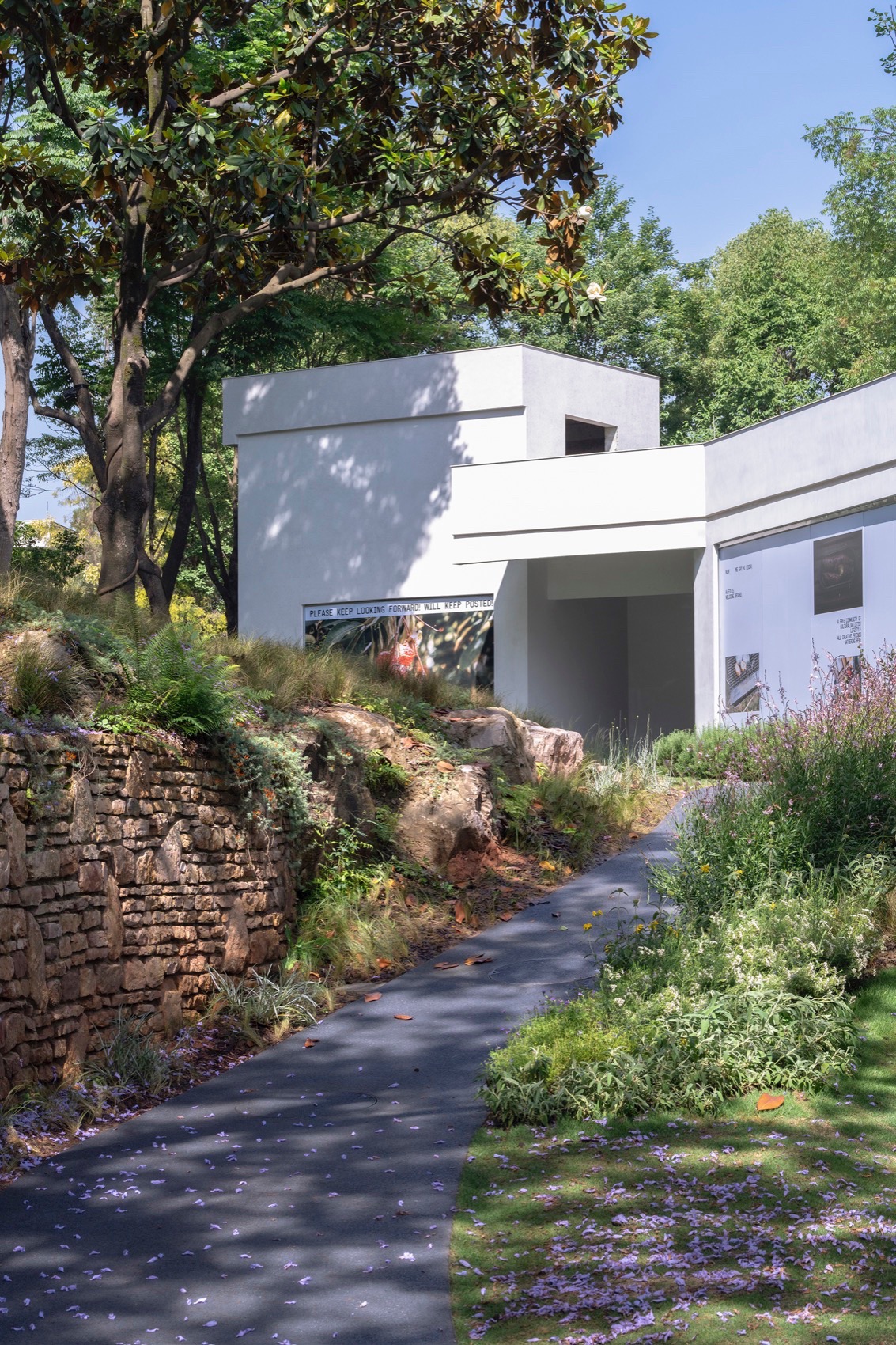 The Luxe Lakes CPI Island Commercial Renewal by VARI Design - 谷德设计网