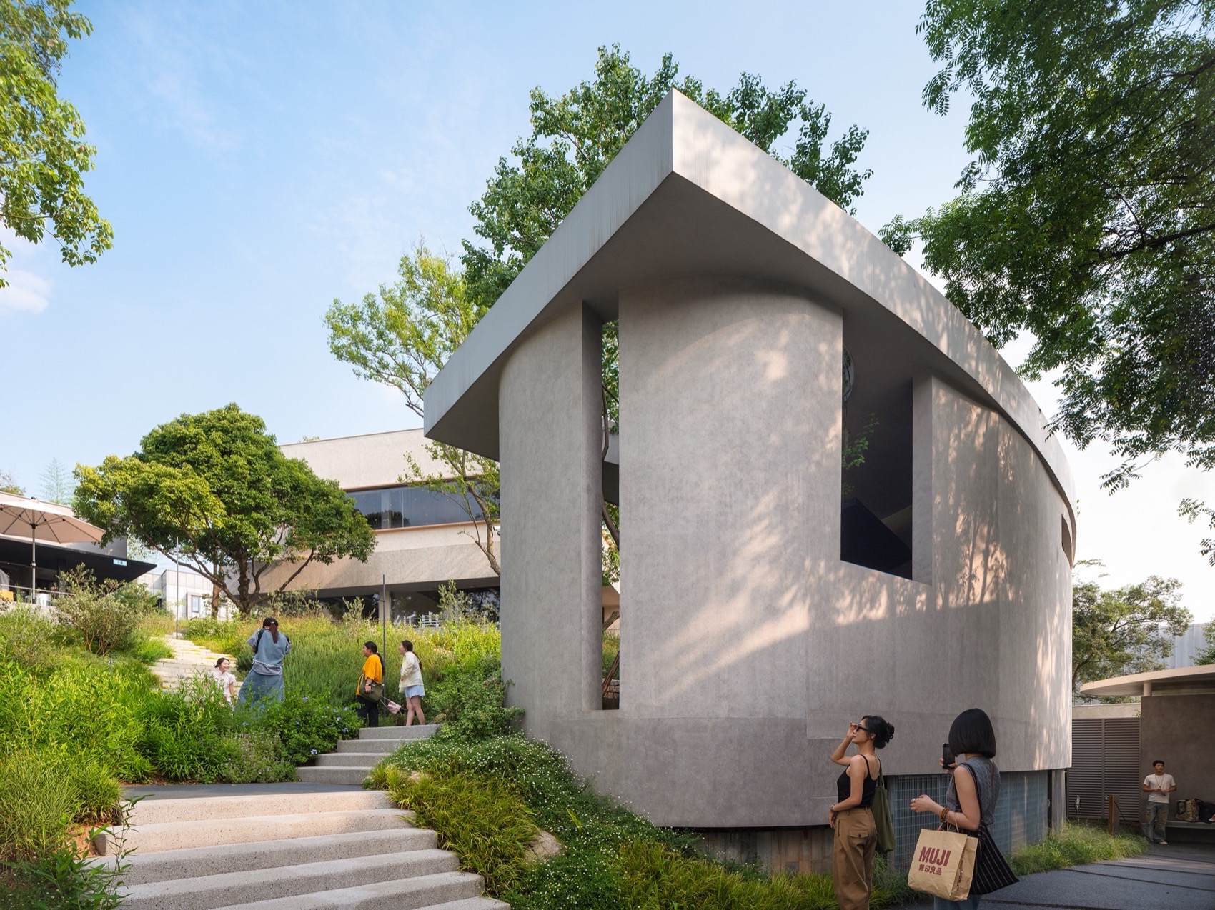 The Luxe Lakes CPI Island Commercial Renewal by VARI Design - 谷德设计网