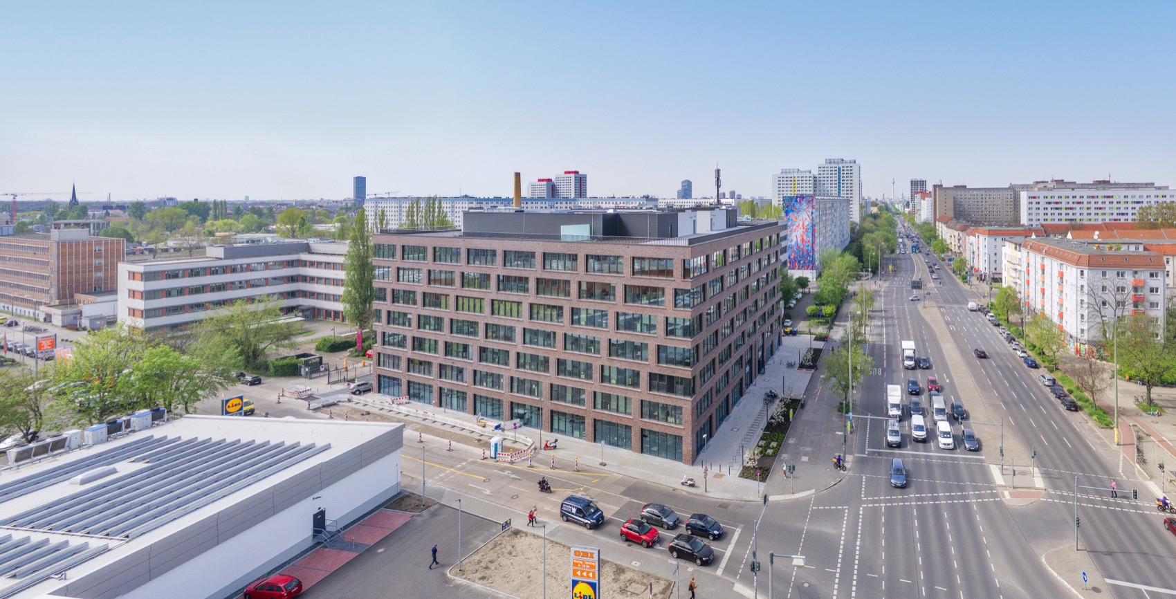 FA 206 Office Building by TCHOBAN VOSS Architekten - 谷德设计网