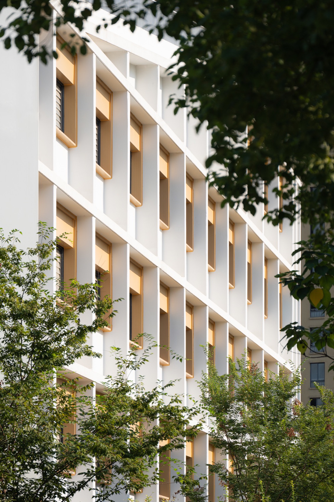 The Primary School of Hangzhou Shangtang Unit by UAD - 谷德设计网