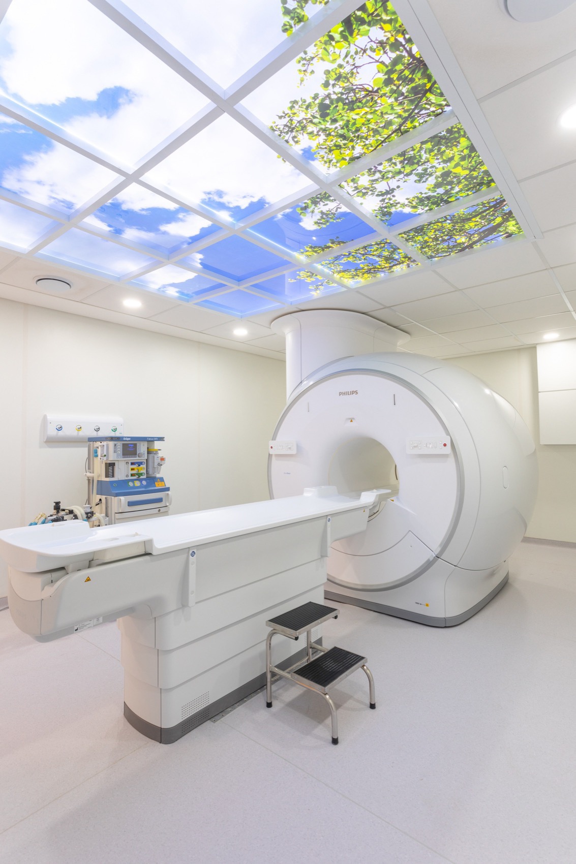 HELP – Teaching Hospital and Research Laboratories by Contemporanea ...