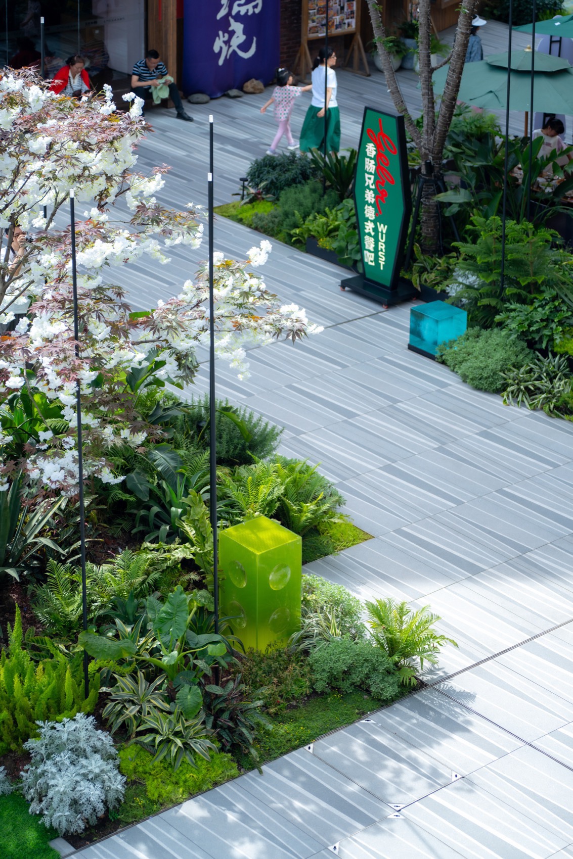 ESTAURANT&BAR STREET LANDSCAPE ENHANCEMENT, CHONGQING LANDMARK ...