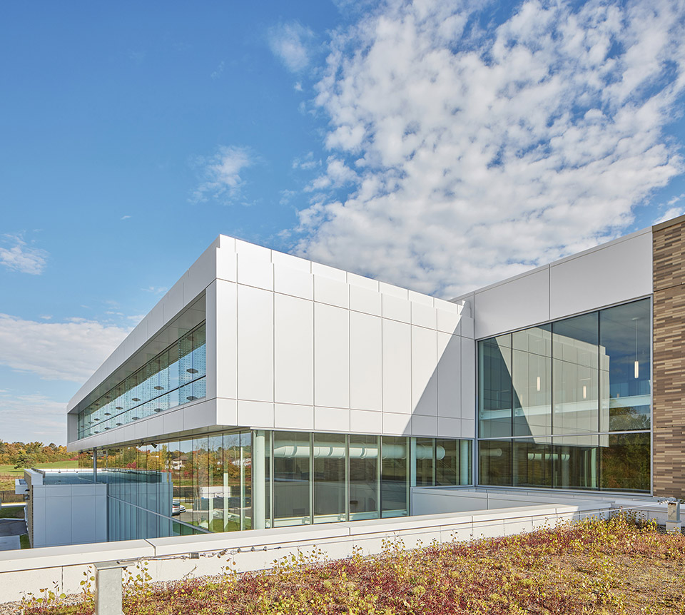 École secondaire de la Nouvelle-Ère by Birtz Bastien Beaudoin Laforest ...
