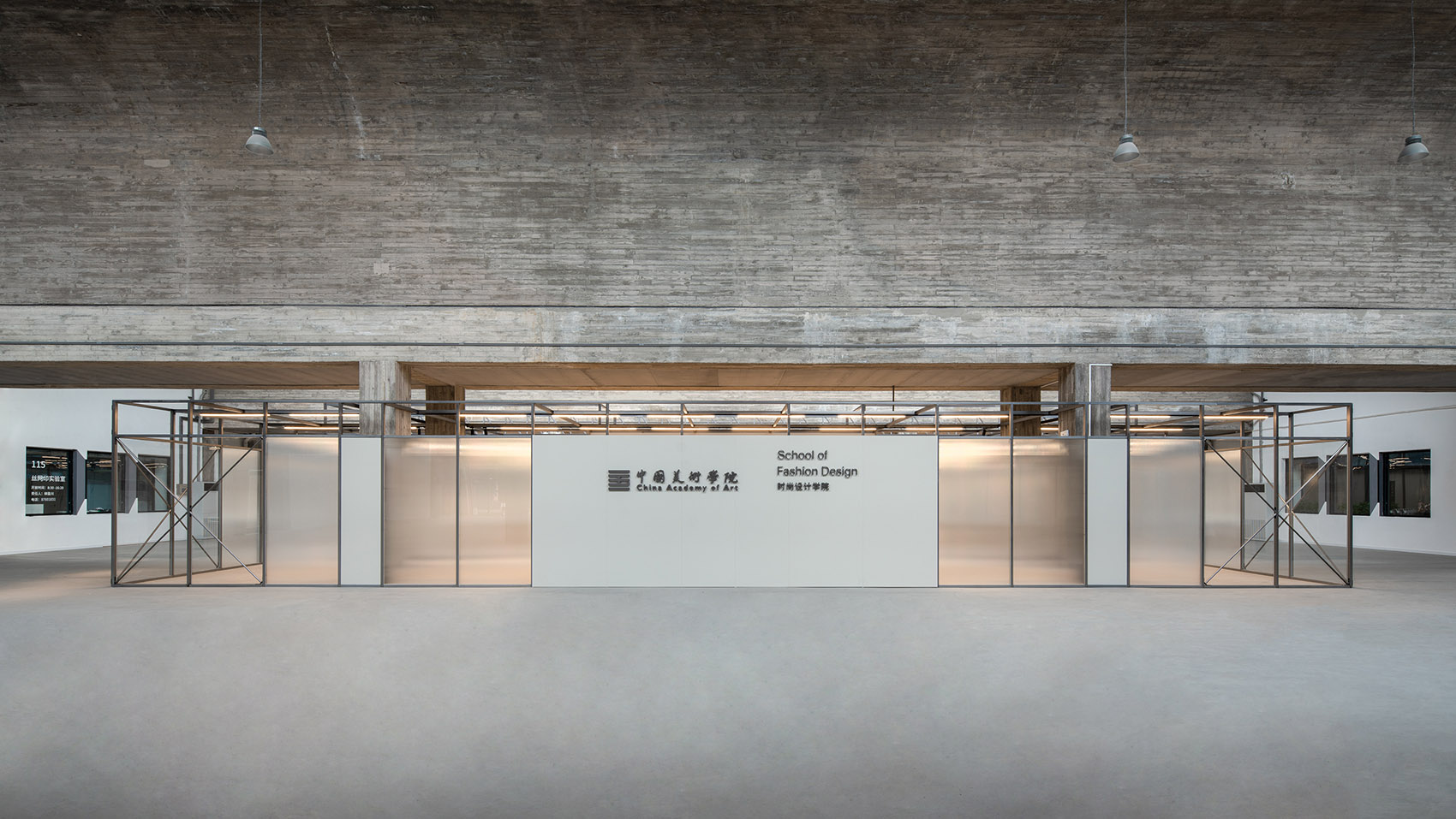 Permanent Exhibition Hall of the School of Fashion Design by MAS - 谷德设计网