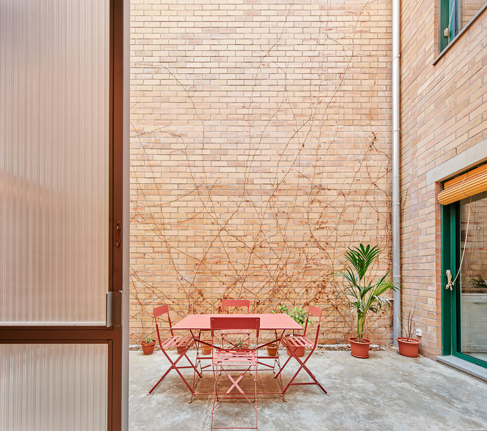 103RAV -New row house in Sabadell by Vallribera Noray Arquitectes - 谷德设计网