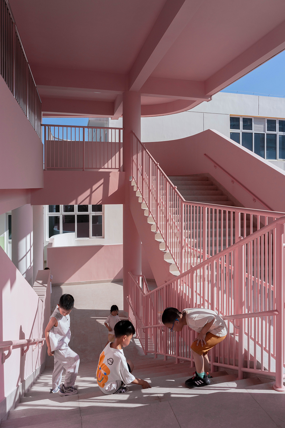 Sky Castle Kindergarten by Soft Build architects - 谷德设计网