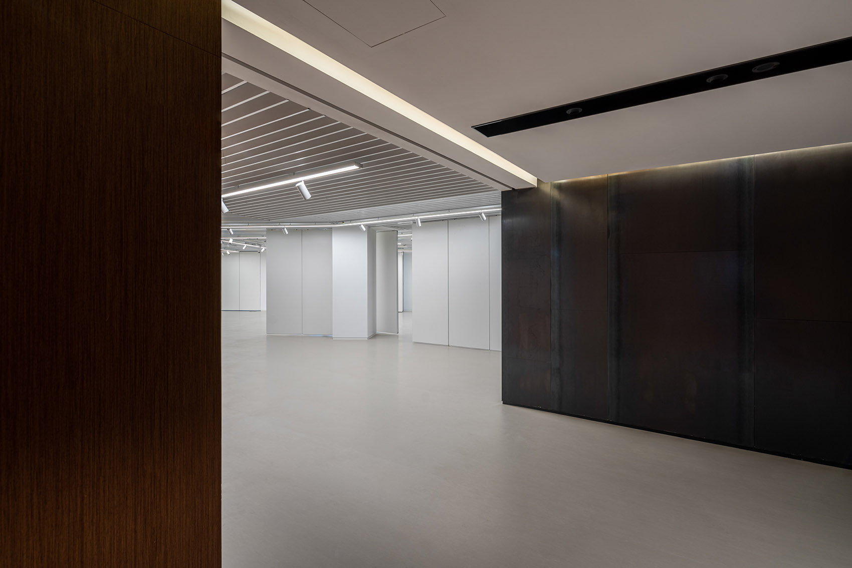 Cultural Center of No.9 Neighborhood Block by Atelier Z+ - 谷德设计网