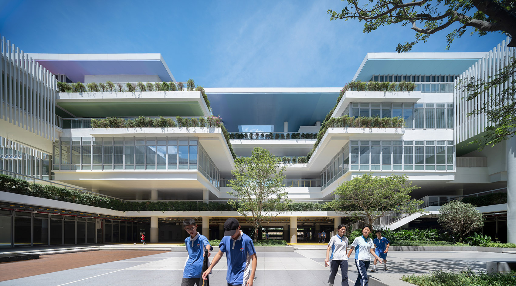 North Campus of Shenzhen Senior High School Group by Capol ...