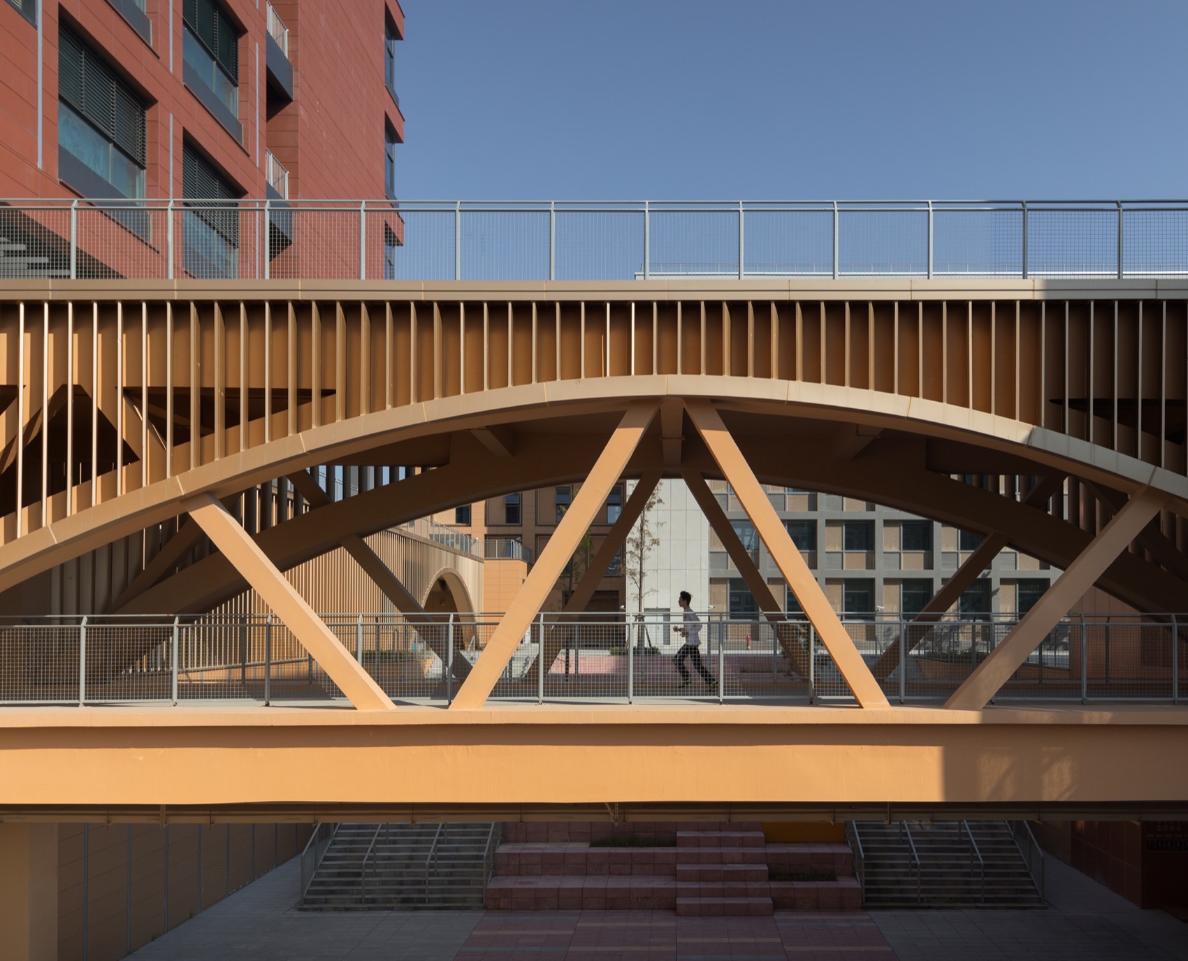 East Shanghai High School Senior Division by c+d Design Center - 谷德设计网