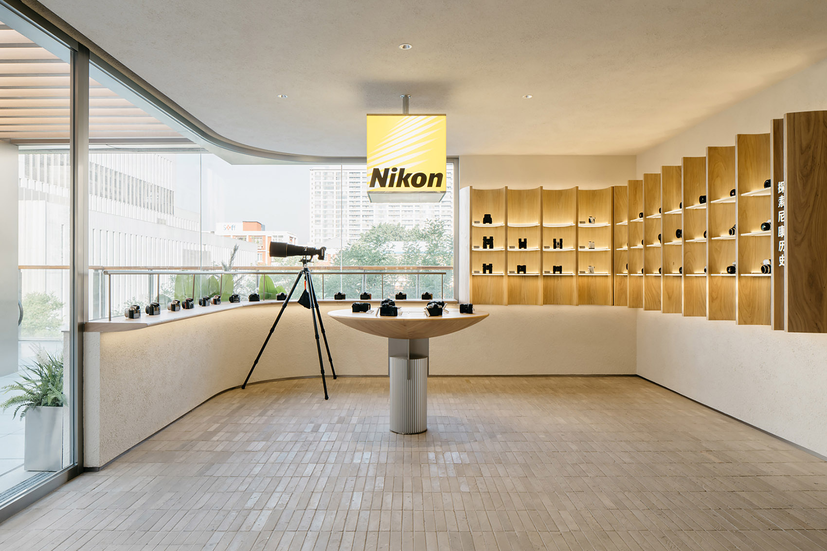 Nikon Beijing Flagship by Lukstudio - 谷德设计网