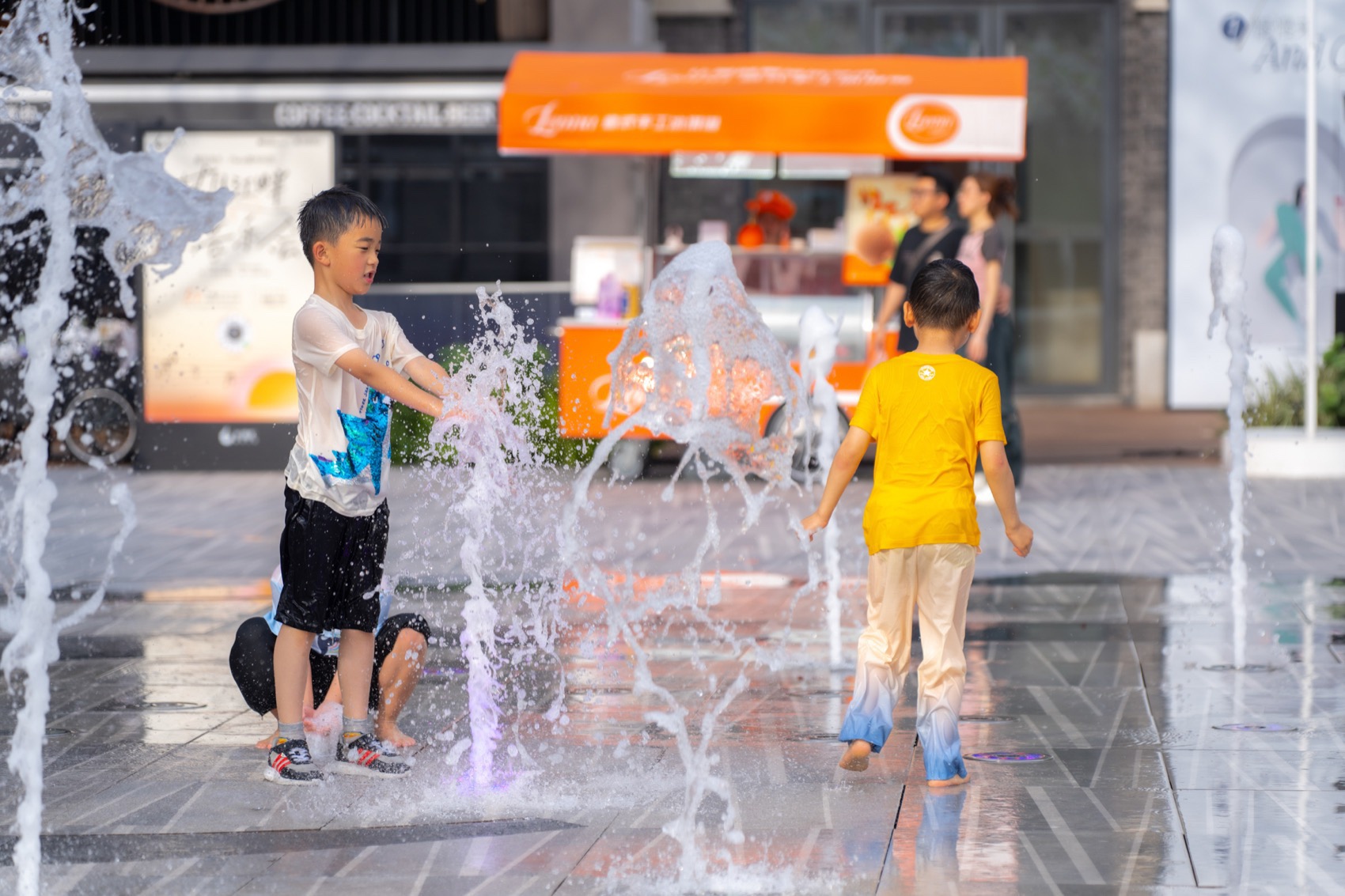 ESTAURANT&BAR STREET LANDSCAPE ENHANCEMENT, CHONGQING LANDMARK ...
