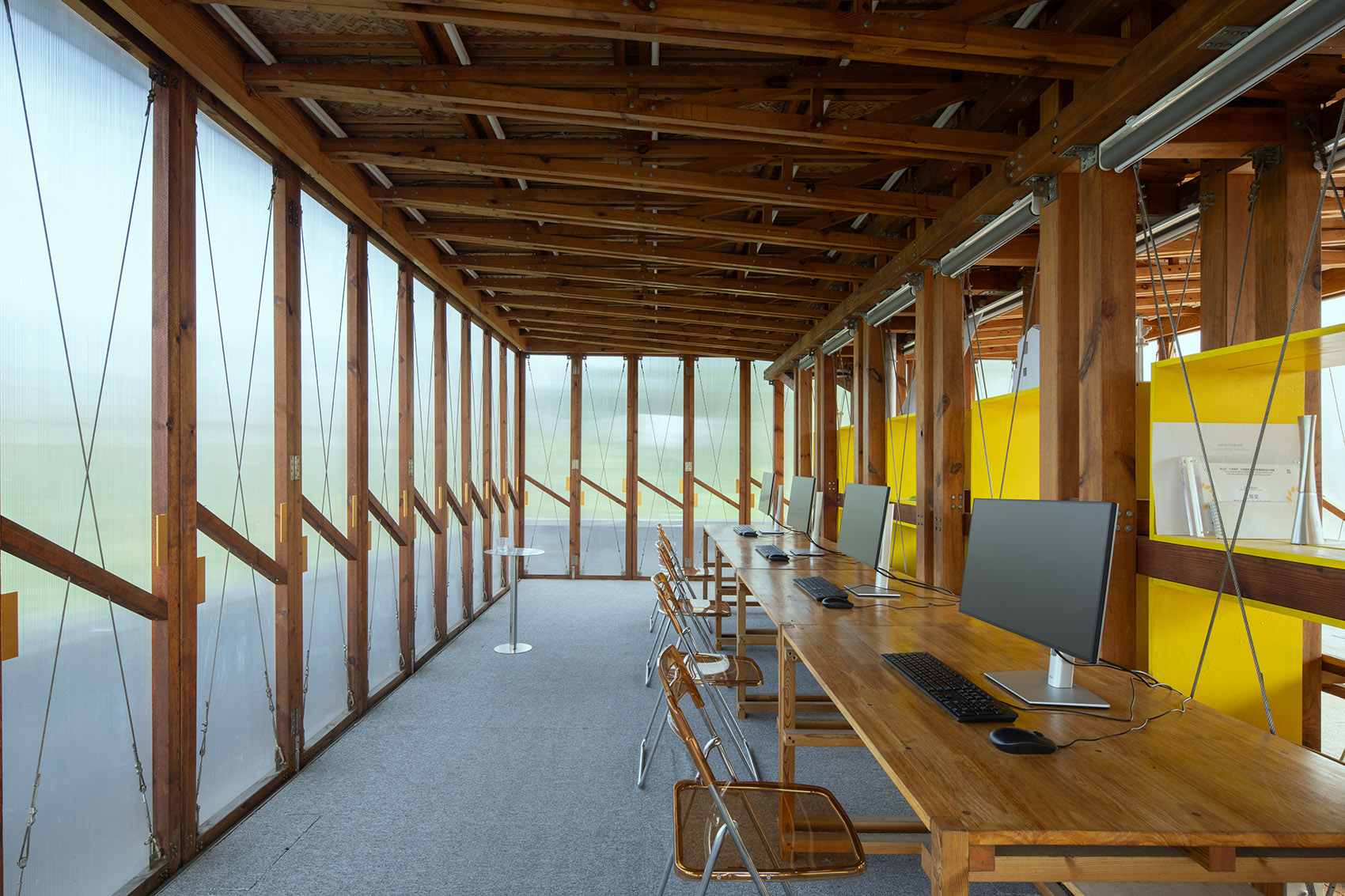 The Mobile Office in the gap of urban village by LLC Studio - 谷德设计网