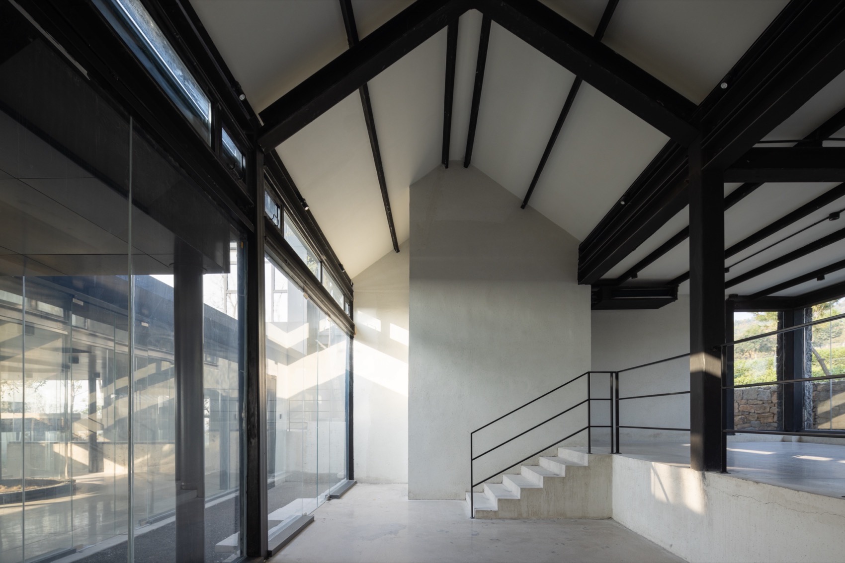 Chaoyuan Mount. village lobby by Kong Xiangwei Studio - 谷德设计网