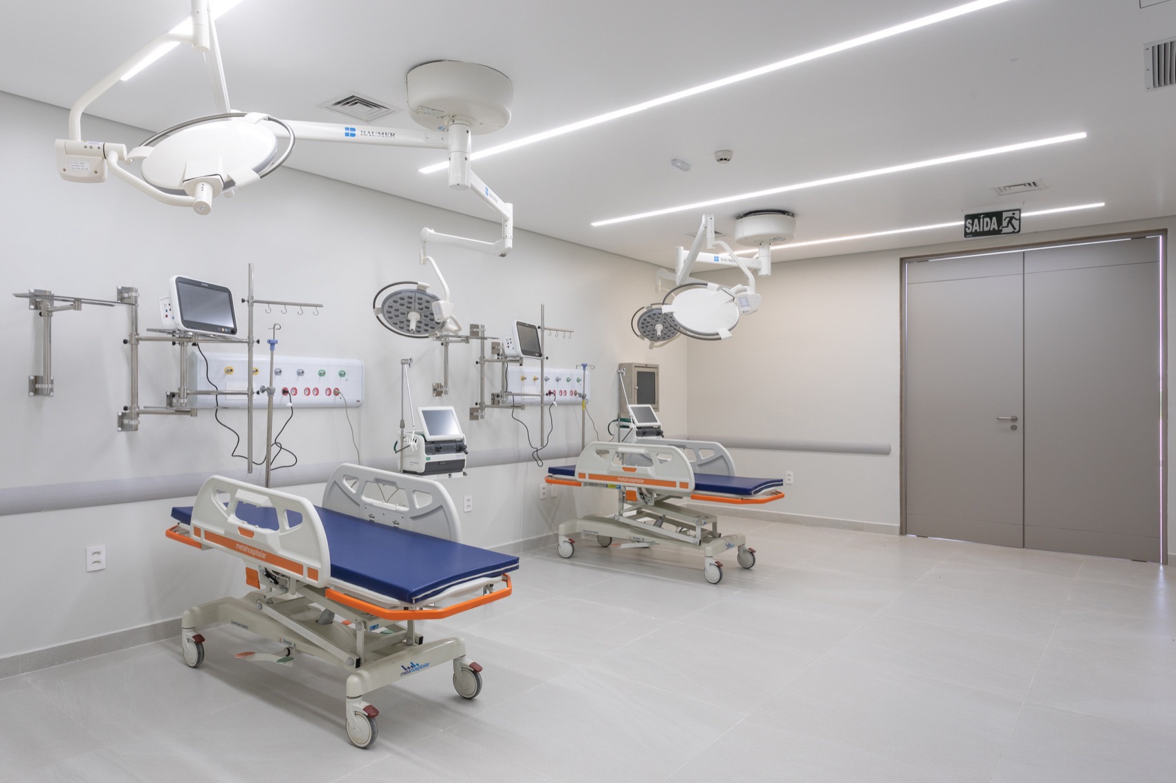 HELP – Teaching Hospital and Research Laboratories by Contemporanea ...