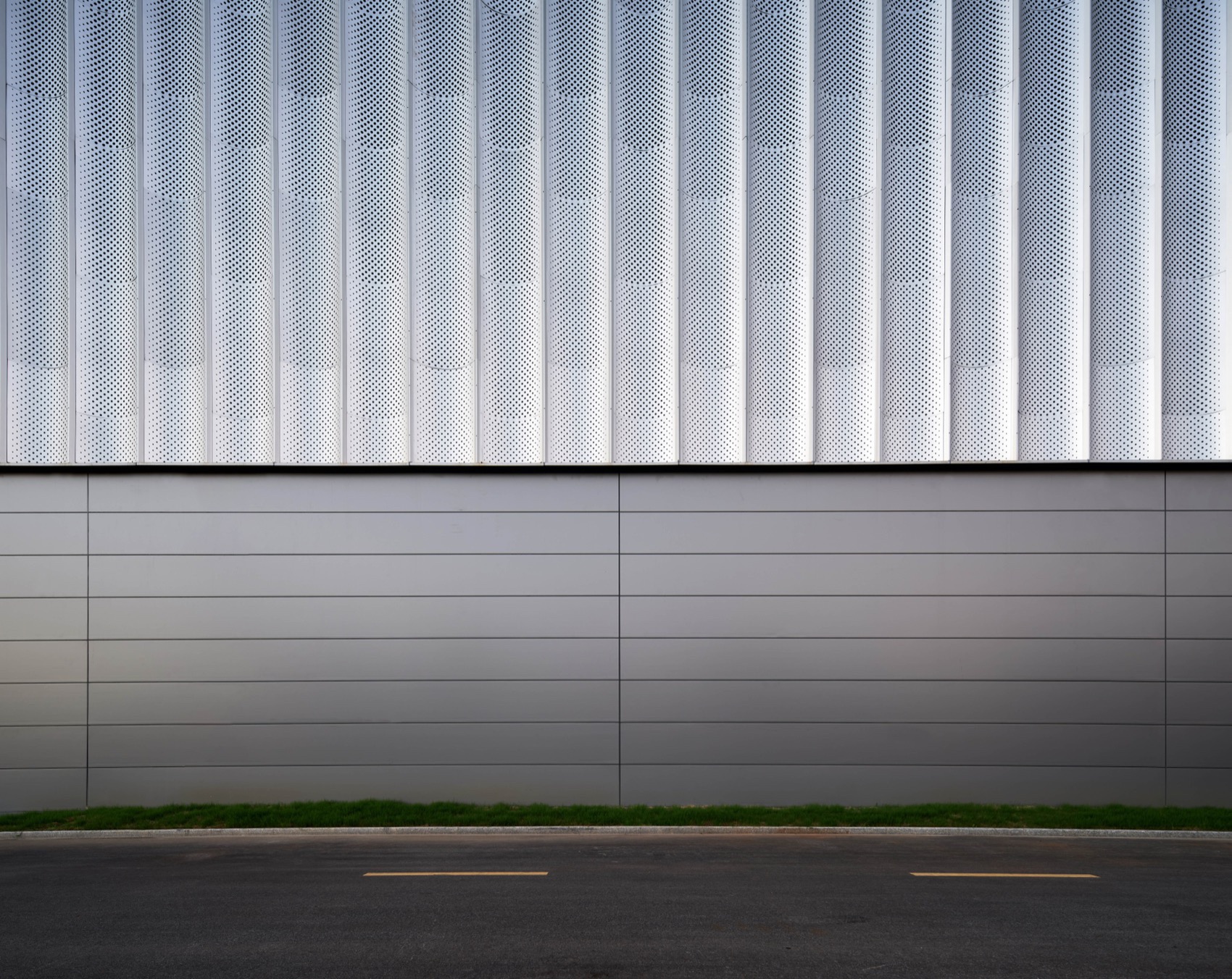 Hanshow Jiaxing Headquarters Renovation by UDG · Very Studio - 谷德设计网