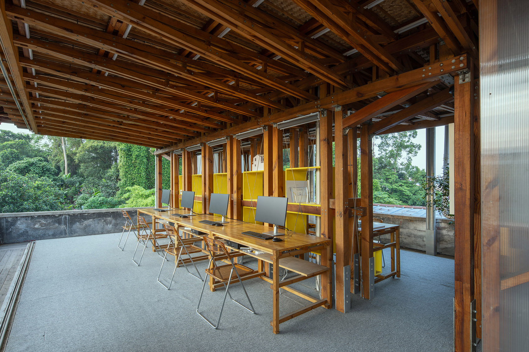 The Mobile Office in the gap of urban village by LLC Studio - 谷德设计网