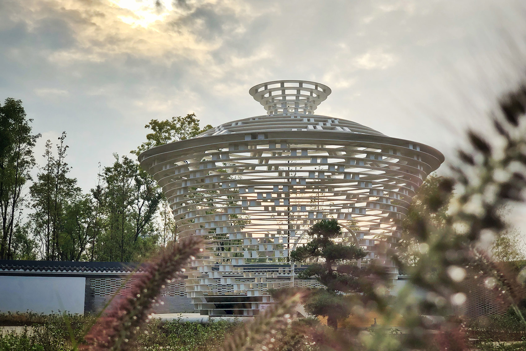 Youdian River Park System in Core Town Area by yǒu Landscape - 谷德设计网