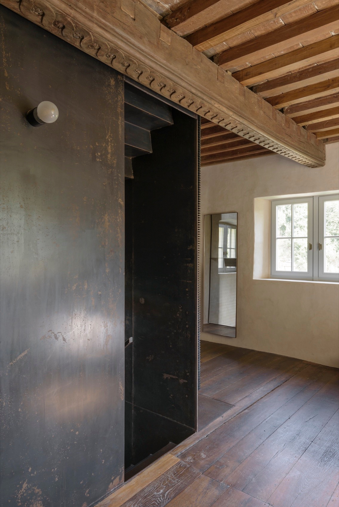 ower ower lodge in listed tower by 2001 TBSI & Elementar - 谷德设计网